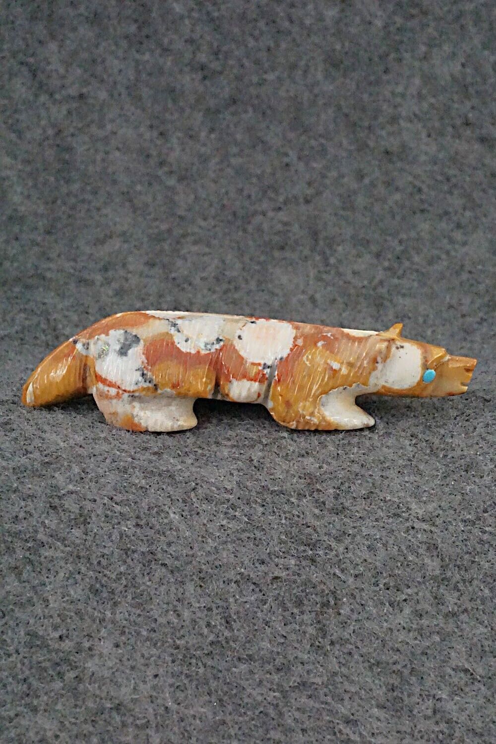 Badger Zuni Fetish Carving - Ronnie Lunasee – High Lonesome Trading