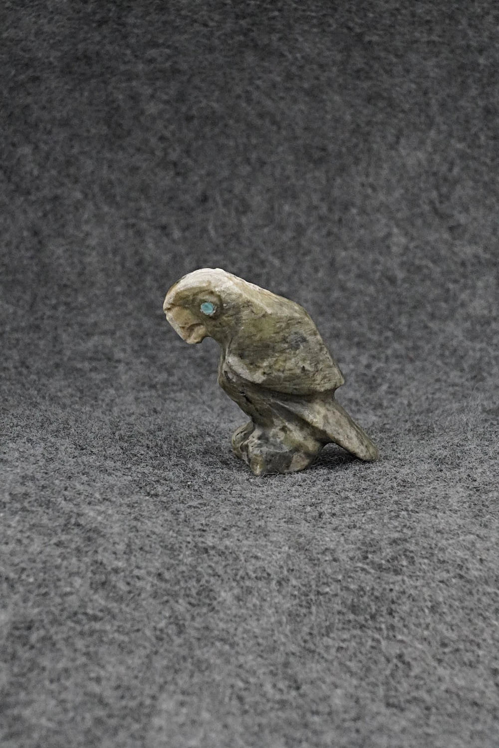 Eagle Zuni Fetish Carving - Michael Coble – High Lonesome Trading